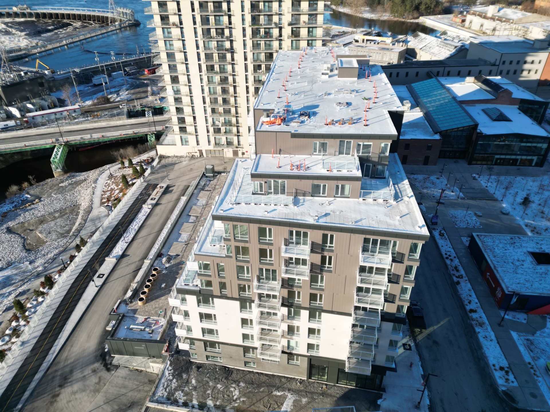 Construction of Block 11 at Zibi - Ed Brunet et Associés Canada Inc.